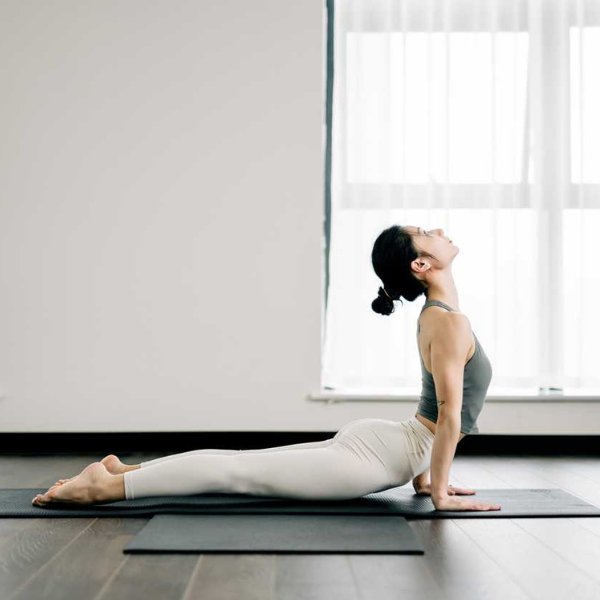 Best 11 yoga clothes brands in the world 2024 | Yoga Tips & Activewear ...